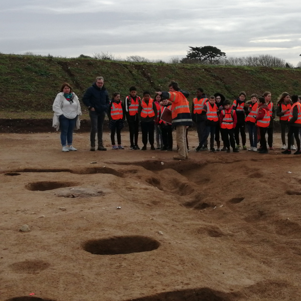 Fouilles archéologiques Kerlinou - 6e - Collège Saint Pol Roux